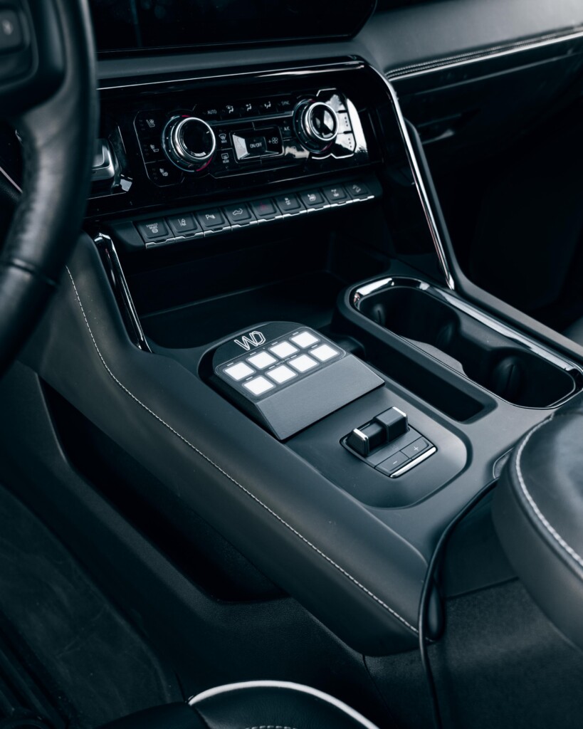 2020-2024 GMC 2500 & 3500 Switch Pros Keypad Bracket - Westcott Designs